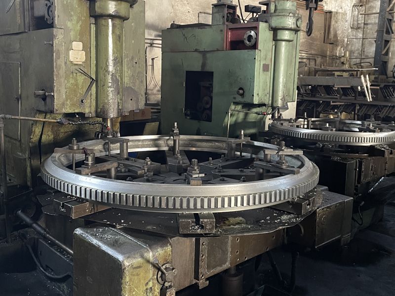 Heavy Gear Cutting Machine – Amruta Engineers